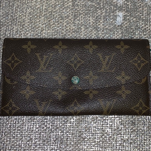 Louis Vuitton | Accessories | Authentic Louis Vuitton Wallet | Poshmark